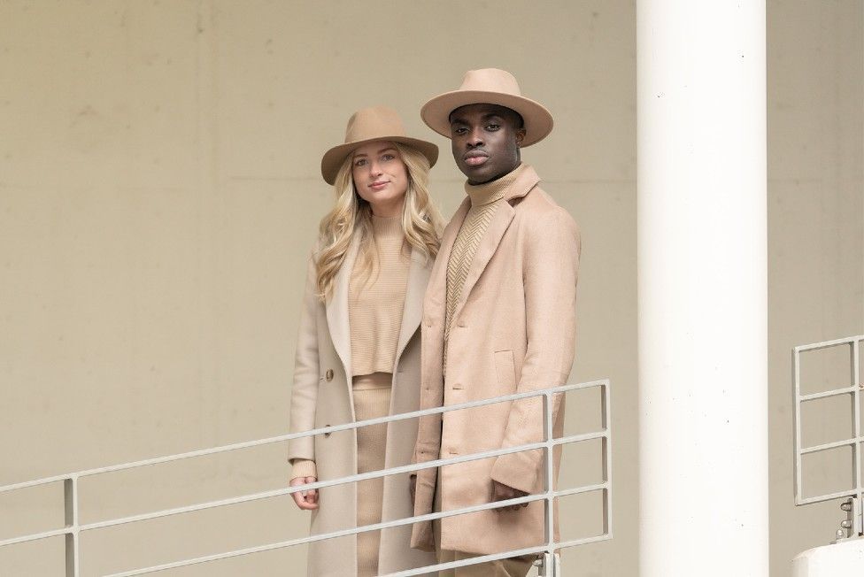 Beige hatte | Klassisk stil | Høj kvalitet